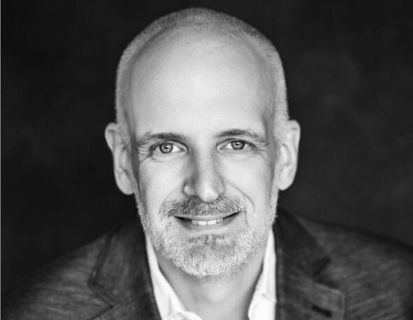 Former Verizon executive Matt Ellis joins Universal Music Group as CFO ...