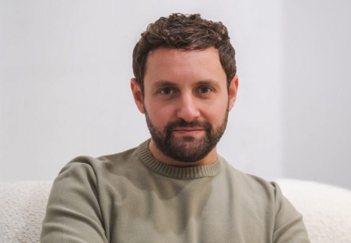 Dee Hale promoted to SVP, Film & TV Administration at Sony Music ...